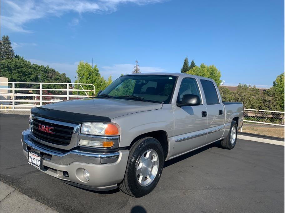 2006 GMC Sierra 1500 Crew Cab from Roseville AutoMaxx